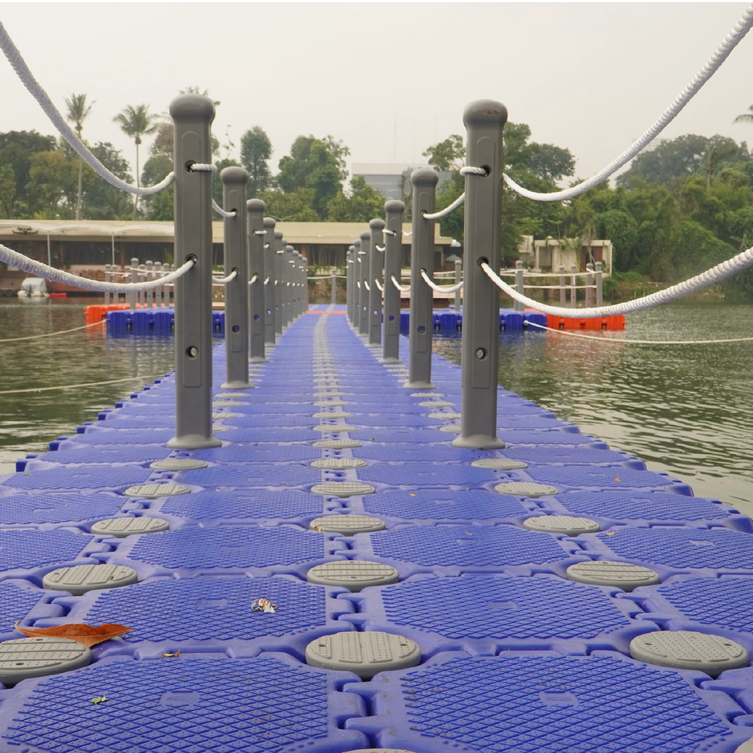 Jembatan Apung: Solusi Efisien untuk Konektivitas di Atas Perairan ...